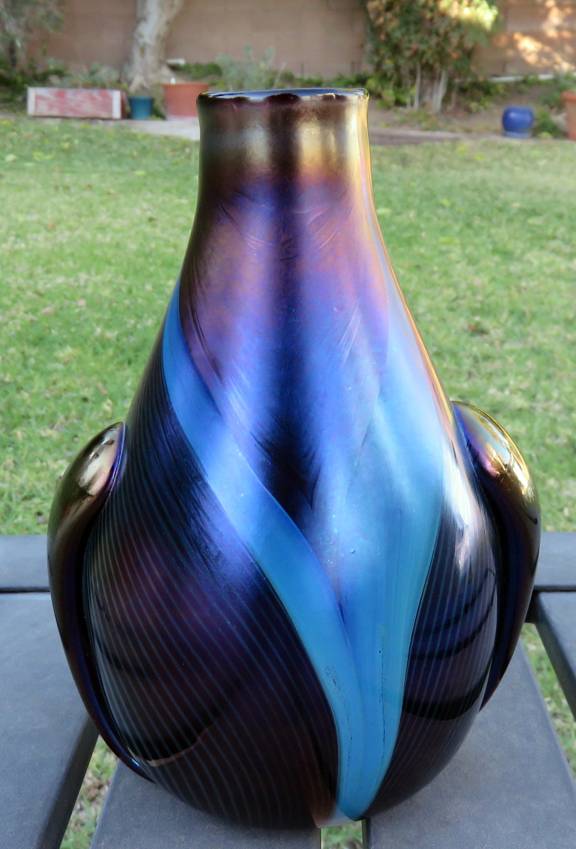 Vintage 1974 Roland R Correia Amethyst Art Glass Vase Pulled Feather