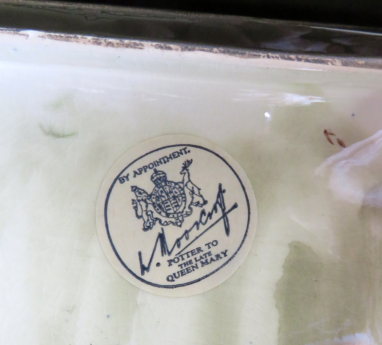 Moorcroft Coral Hibiscus on green lidded box Walter Moorcroft 1968-1978